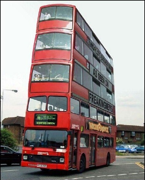 Bus londonien avec 4 étages | Images-Insolites.fr